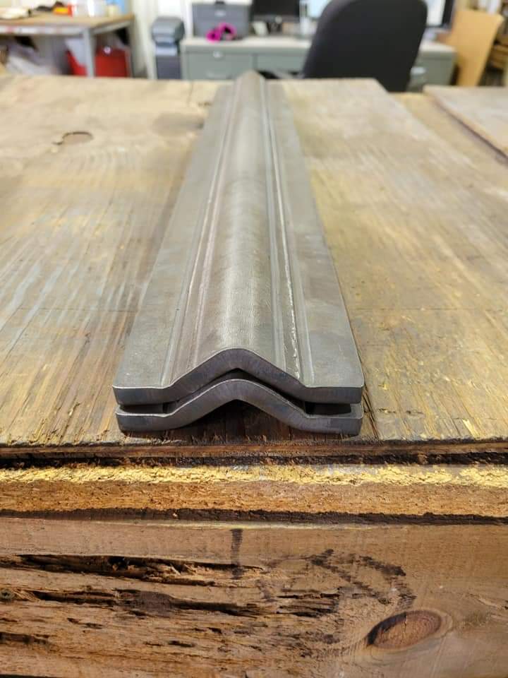 Straight Peaked Front Plate 4 inch wide x 26 inch long T1 | XP Derby ...